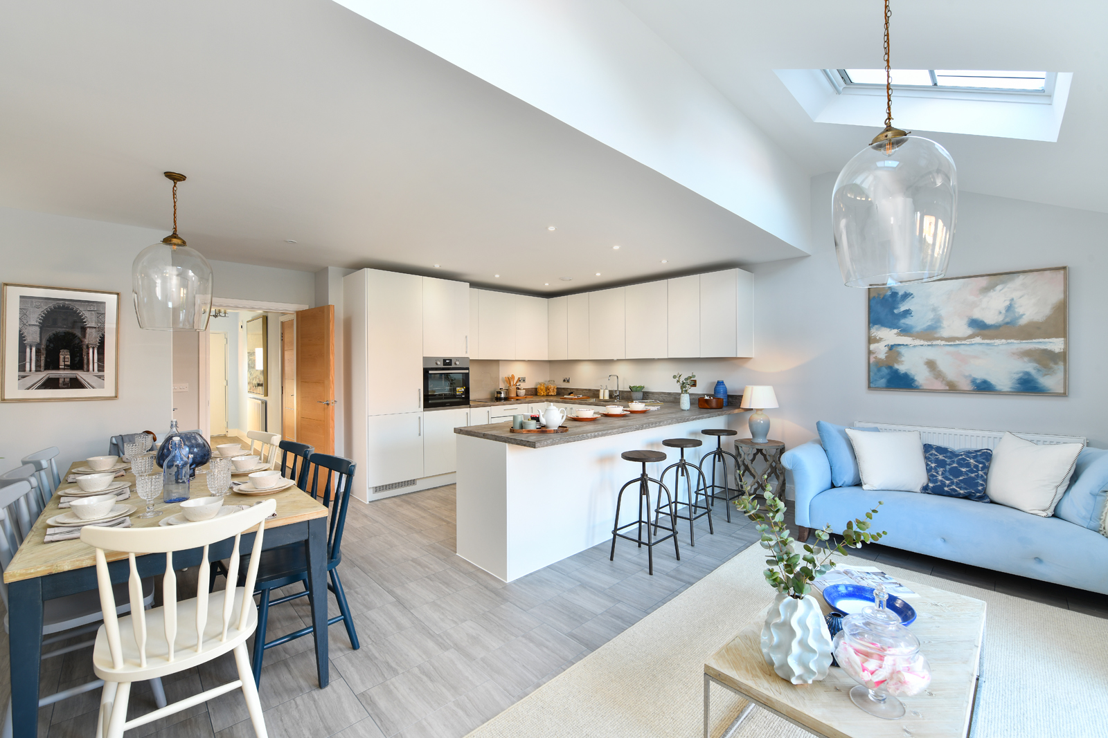 Chic Homes in Stunning Surroundings